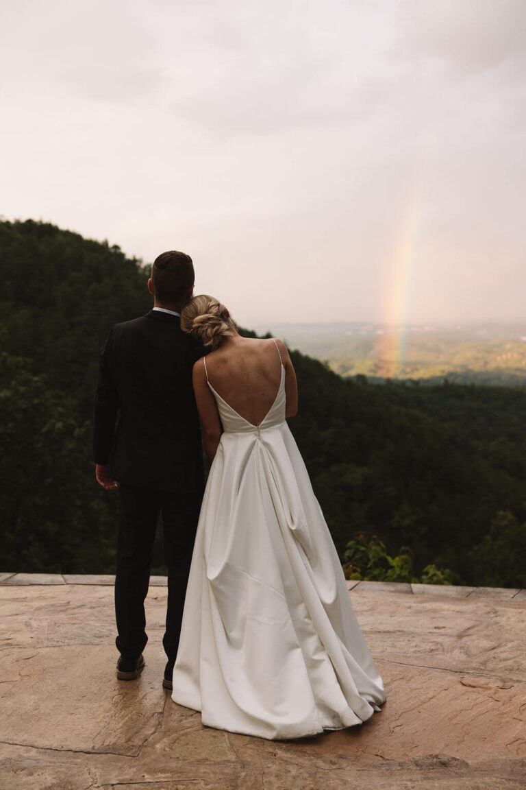 A Summer Mountain Destination Wedding - The Trillium Venue